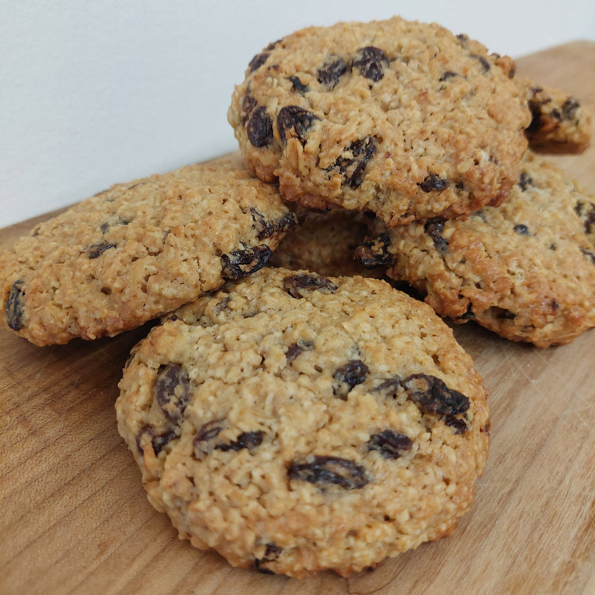 Oatmeal Raisin Red Fife Cookies 6 pack — True Grain Bakehouse Summerland